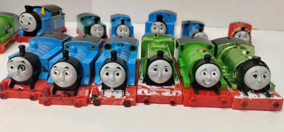 Lot Of 14 Thomas & Friends Motorized Train Car Body Shells 2013+ Percy ...