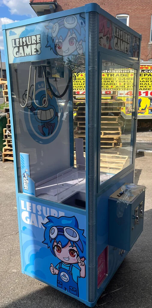 LEISURE CLAW CRANE ARCADE MACHINE- BRAND NEW-SHARP | eBay