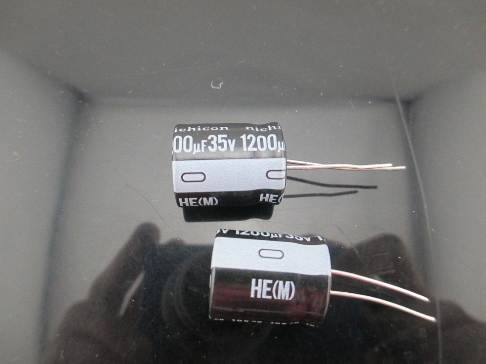 100pcs NICHICON HE 1200uf 35v 1200mfd Electrolytic Capacitor 16*20mm ...