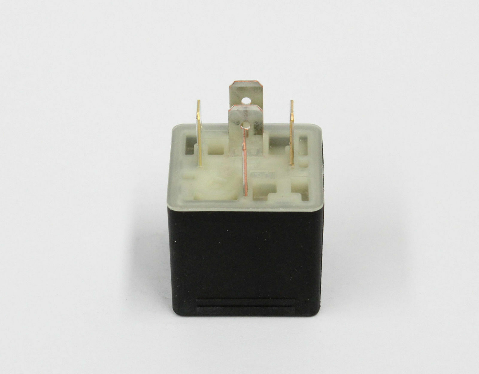 BOSCH MINI RELAY 24 VOLT 5 PIN CHANGE OVER 20 / 10A - DIODE PROTECTED 0332209204 | eBay