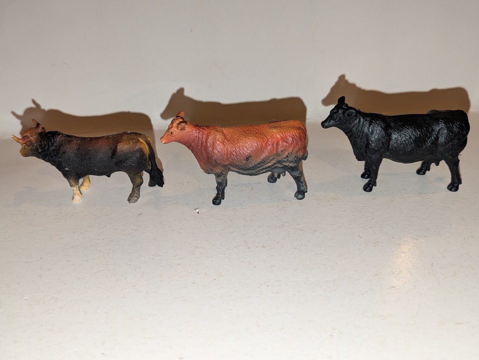 Lot of 3 Black & Brown Cow Figures - New-Ray & ? - 3.25" Angus ++ | eBay