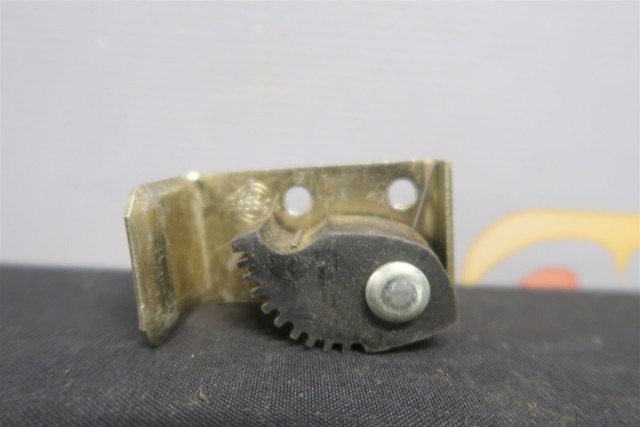 Bassick M515 Brass Plated Rubber Grip Handle Hand-L-Hold Storage Device ...