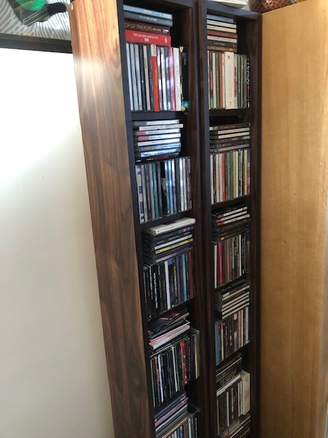 CD Storage Towers (2x) in dark wood veneer (approx. 200 CDs per tower ...