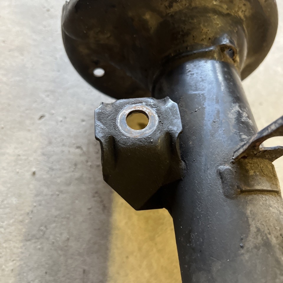 OEM BMW E30 M3 S14 Strut Housings w/ Tie Rod Levers Ackerman Arms ...