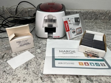 Badgy 100 Red USB Card Printer – Single-Sided Dye Sublimation ...