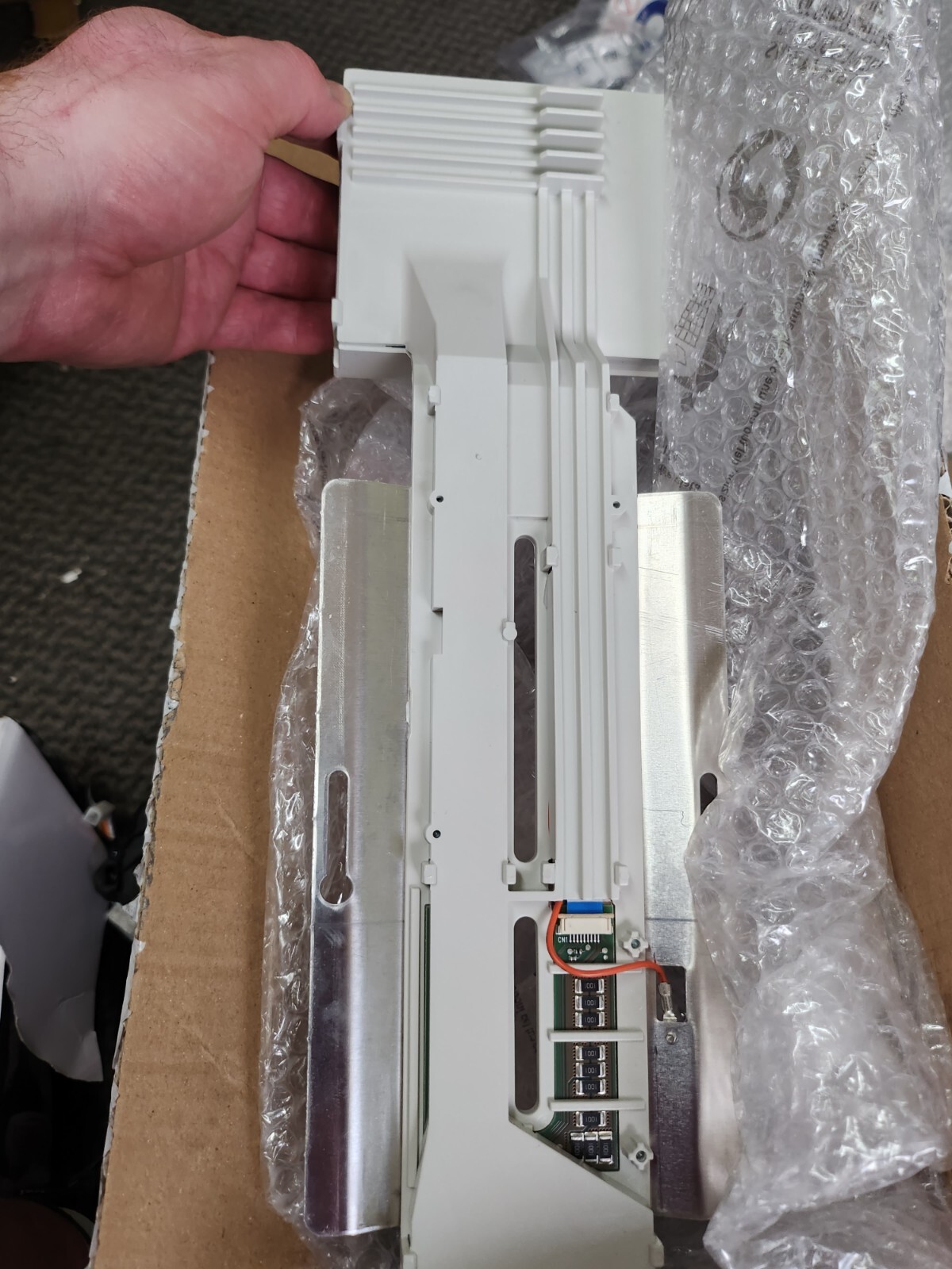 Avigilon ES-HD-IPM PoE+ input power module retrofit kit for Outdoor HD ...