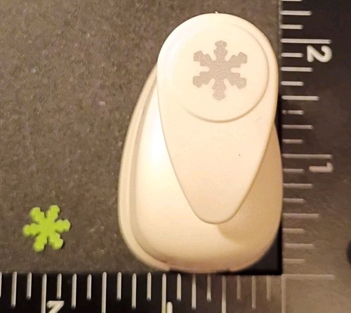 SMALL SNOWFLAKE Recollections mini Paper Punch | eBay