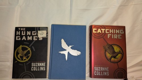 The Hunger Games Trilogy Hunger Games, Catching Fire, Mockingjay | eBay