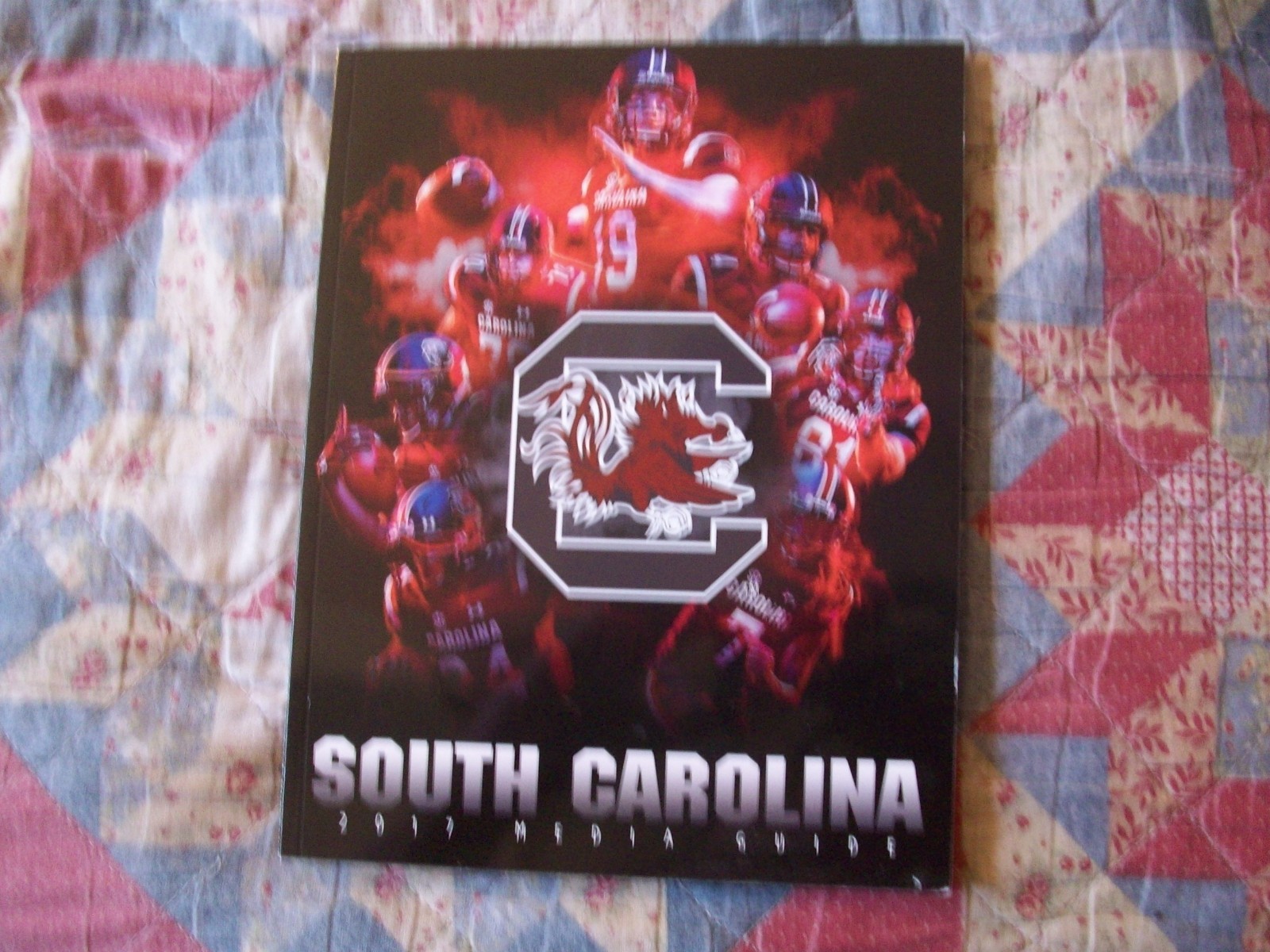 2017 SOUTH CAROLINA GAMECOCKS FOOTBALL MEDIA GUIDE Yearbook Book ...
