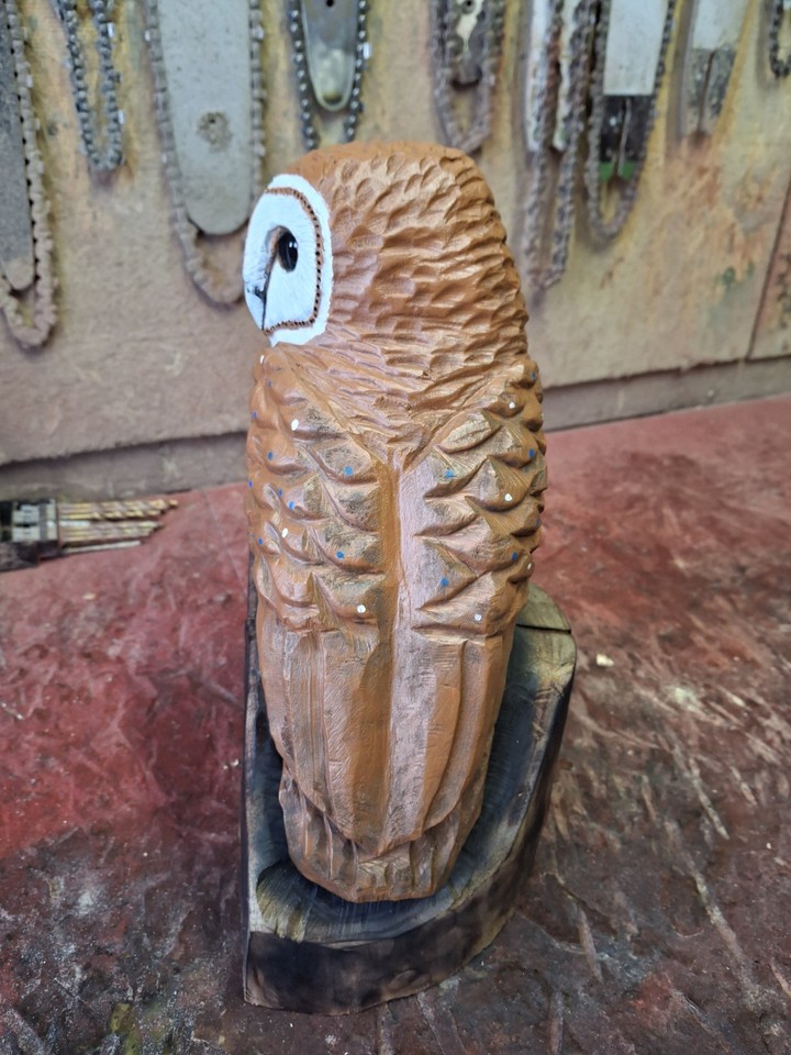 Chainsaw Carved Barn Owl Wood Carving Statue Art Owls Rustic Home Decor ...