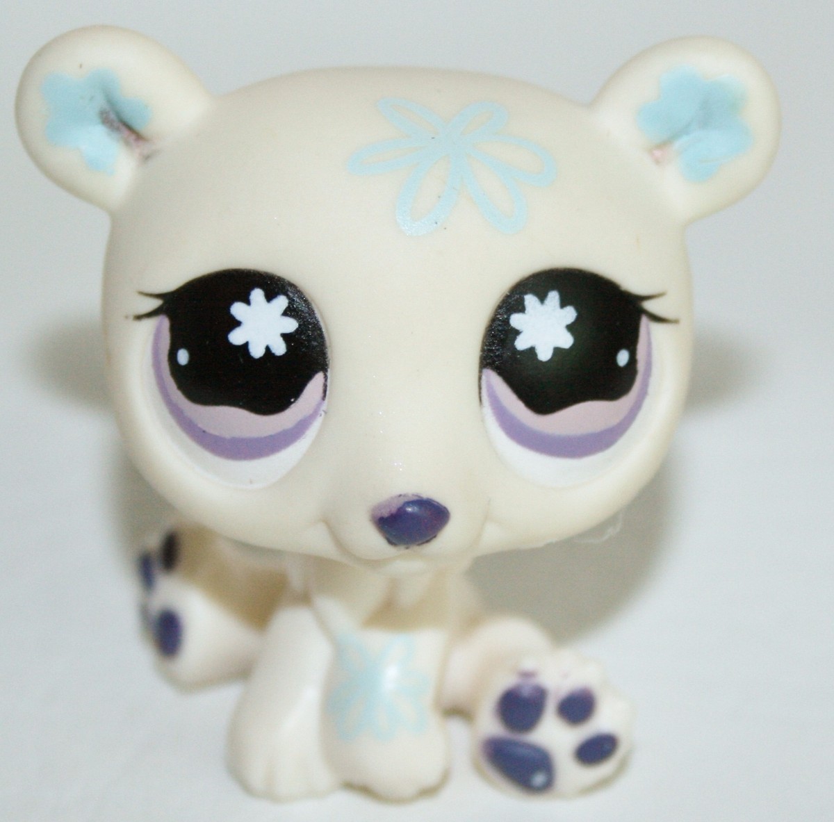 Littlest Pet Shop Snow Leopard Hasbro Littlest Pet Shop Snowfall Fun