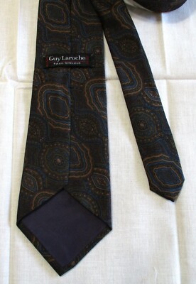 Guy Laroche Paris Vintage Mens Tie Monsieur Medallion Classic
