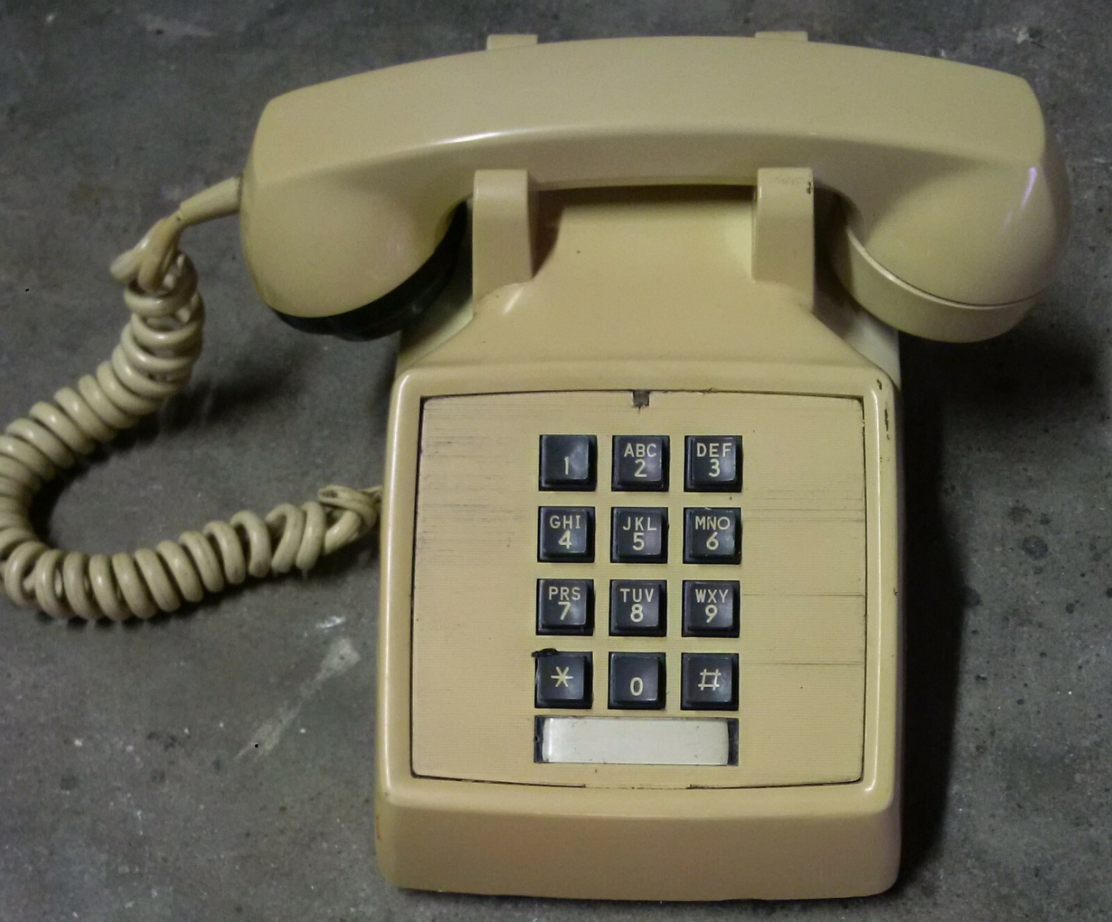 Vintage Push Button Desk Phone with Confidencer Noise Cancelling ...