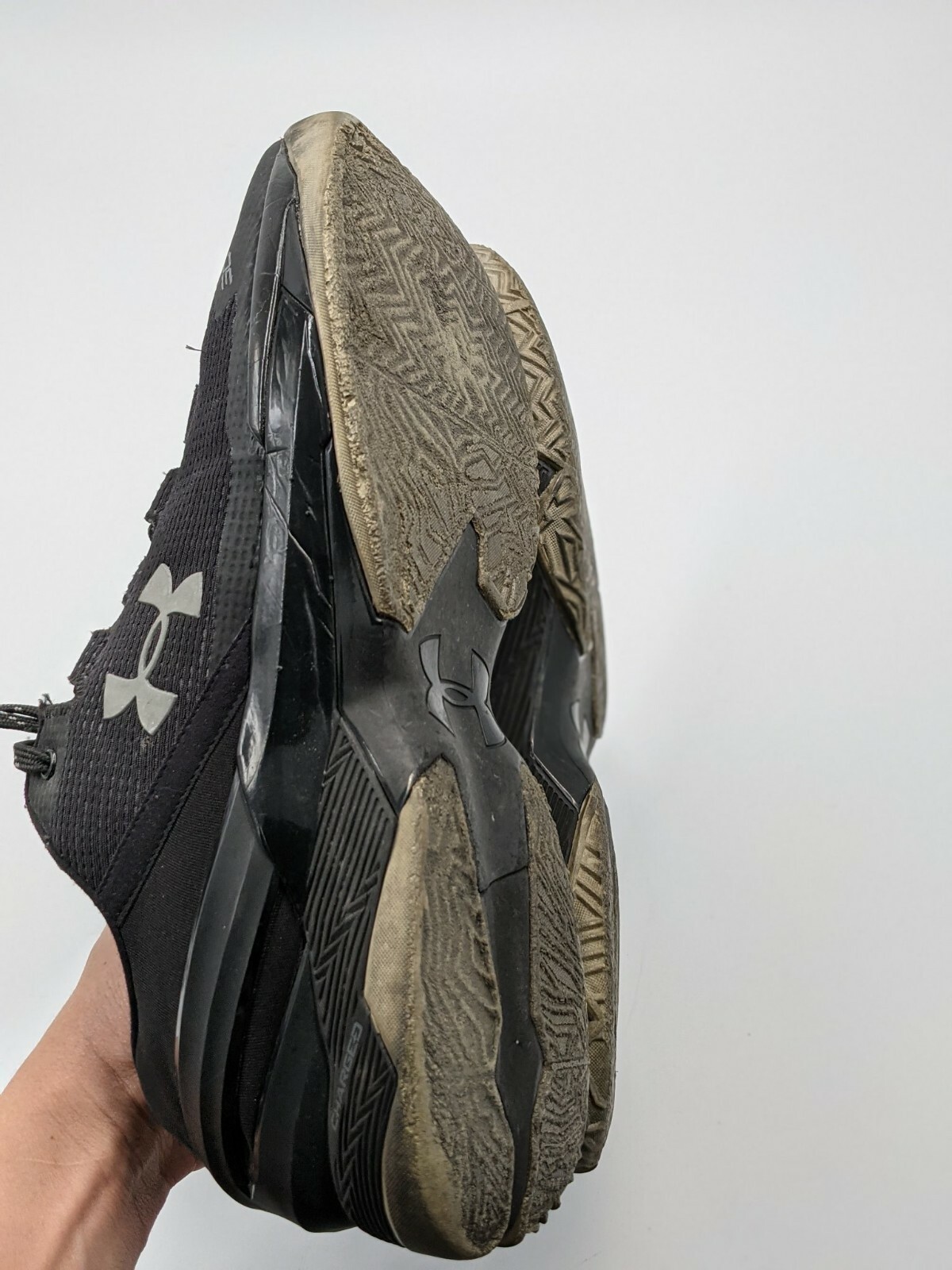 Men's Black Under Armor Sneakers Shoes Size 11 - Gem