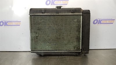 1981 MERCEDES BENZ 300D W123 3.0L RADIATOR ASSEMBLY | eBay