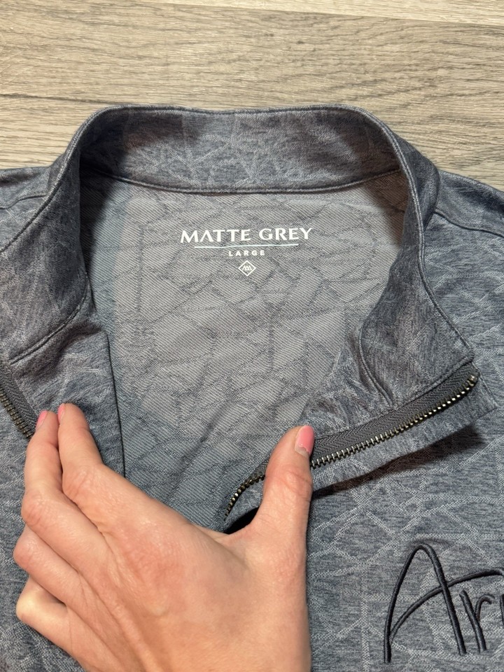 Matte Grey Aria Las Vegas MGM Jacket Men's Large Zip-Up Gray Geometric ...