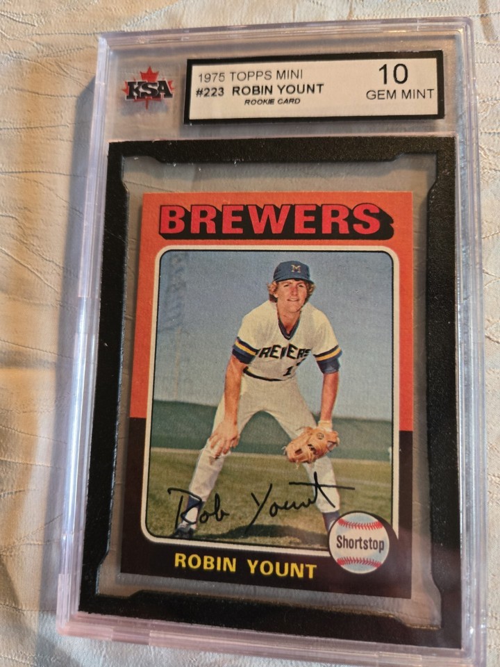 (2) 1975 TOPPS MINI NO. 223 ROBIN YOUNT ROOKIE CARDS (1) KSA 10 (1) KSA ...