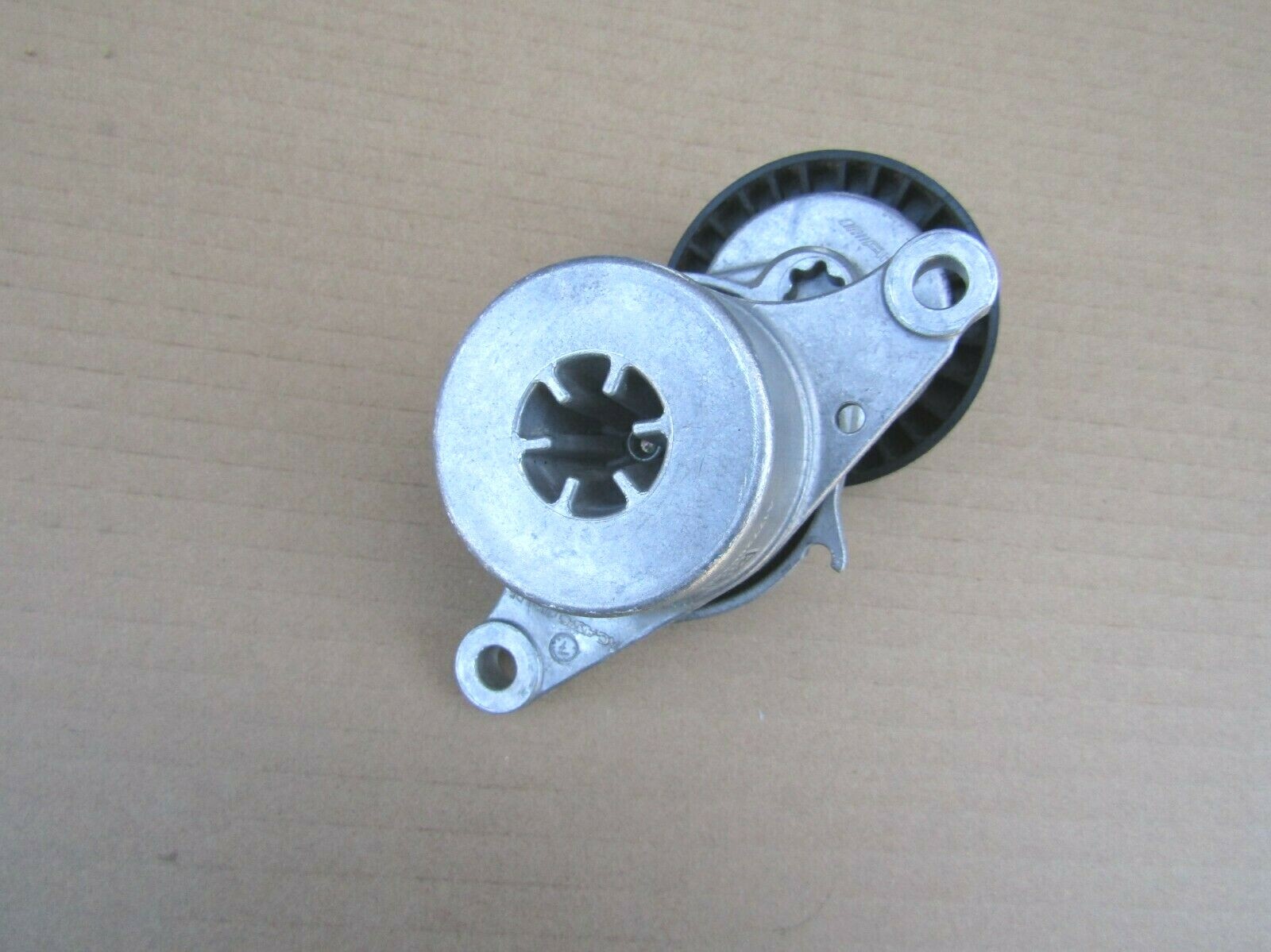 Mercedes Benz C63S AMG W205 2017 M177 Engine Belt Tensioner A1772003400 ...