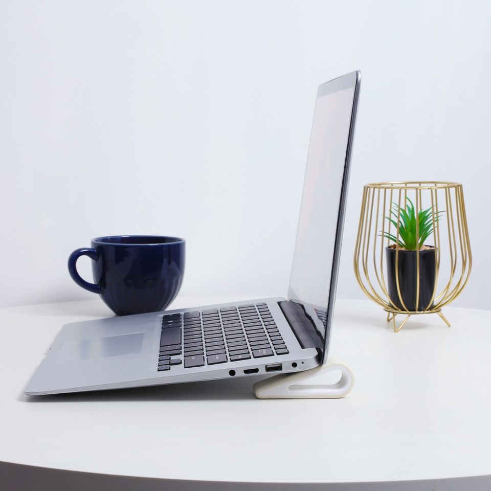 2 Pieces Laptop Stand with Wedge Computer Riser Feet for Desk ...