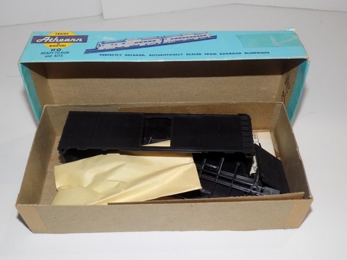 HO Trains Athearn Blue Box #1200 40' Undecorated Unbuilt Boxcar Kit NIB ...