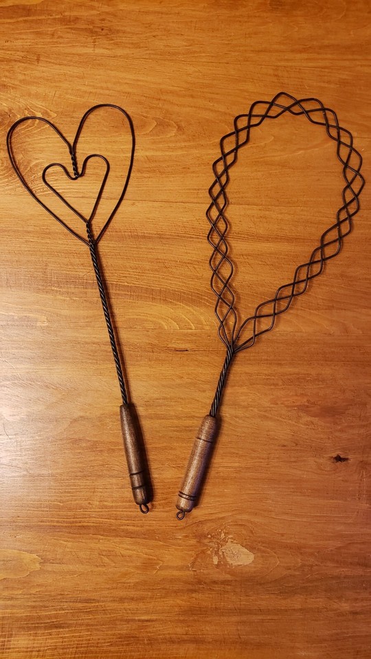 Rug Beaters Set of 2 Double Heart & Twisted Wire All Wood Handles ...