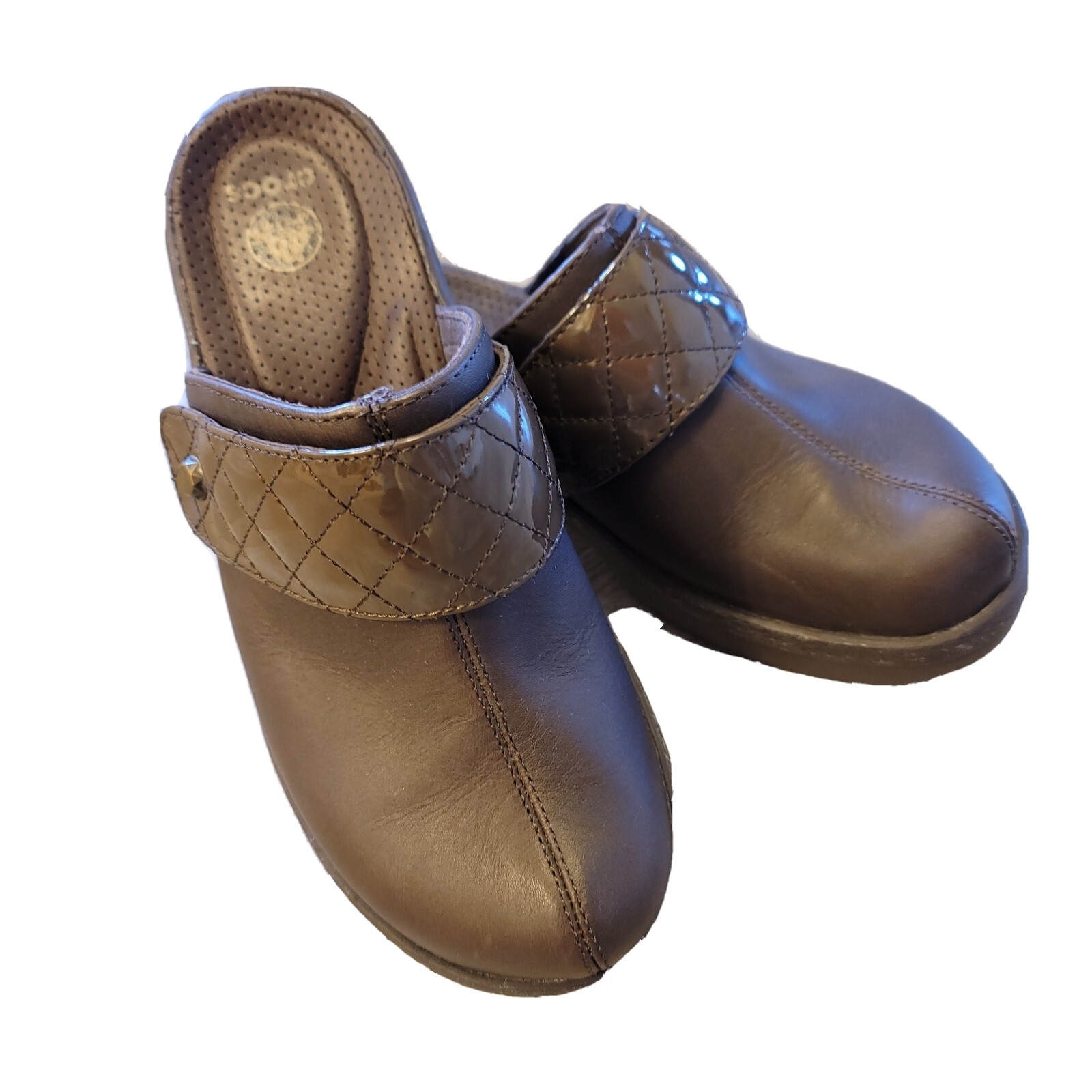 CROCS Womens Size US 7 Cobbler Quilt Strap Brown Leat… - Gem