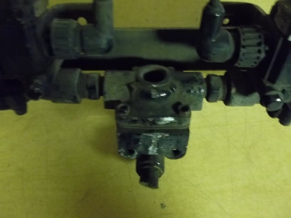 Wabco T-240004-D Valve Assembly *FREE SHIPPING* | eBay