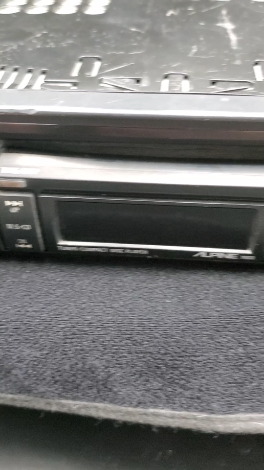 ALPINE CAR AUDIO STEREO AM/FM CD 7903 VINTAGE EQ RARE PULL-OUT 80s ...