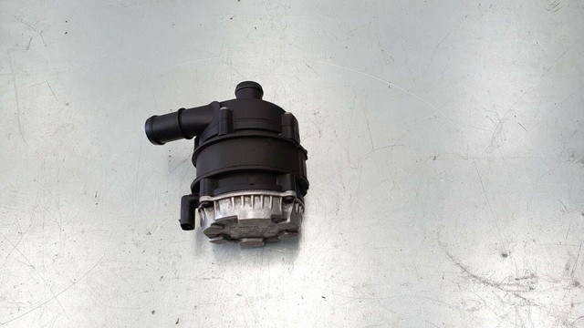 Orig. VW Golf 7 VII 5g GTE Additional Water Pump Coolant 04L965567 for ...