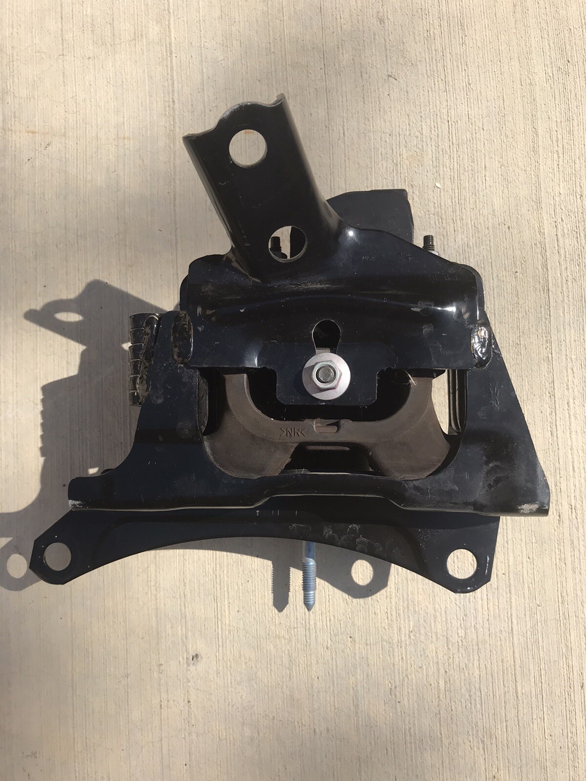 2016 2018 TOYOTA PRIUS LEFT DRIVER SIDE ENGINE MOTOR MOUNT OEM 12372 ...