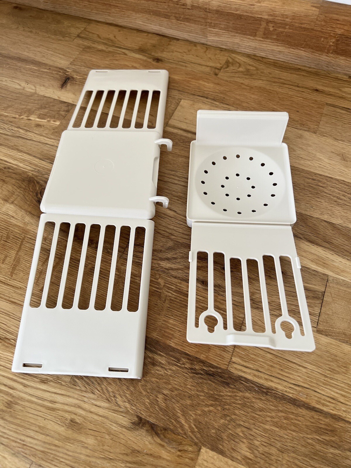 4x Plastic Canary / Finch Nest Pans Bird Nest Box For External or ...