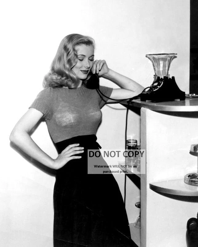 Veronica Lake Pin Up