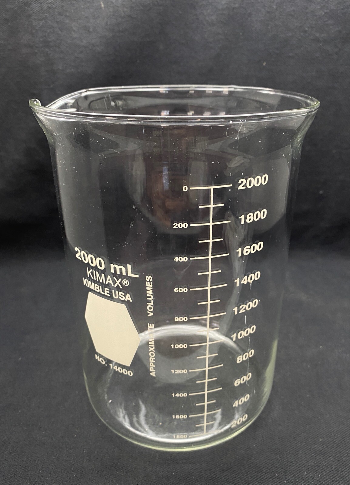 Kimble Kimax Glass 2000mL 2L Low Form Graduated Griffin Beaker w/ Spout ...
