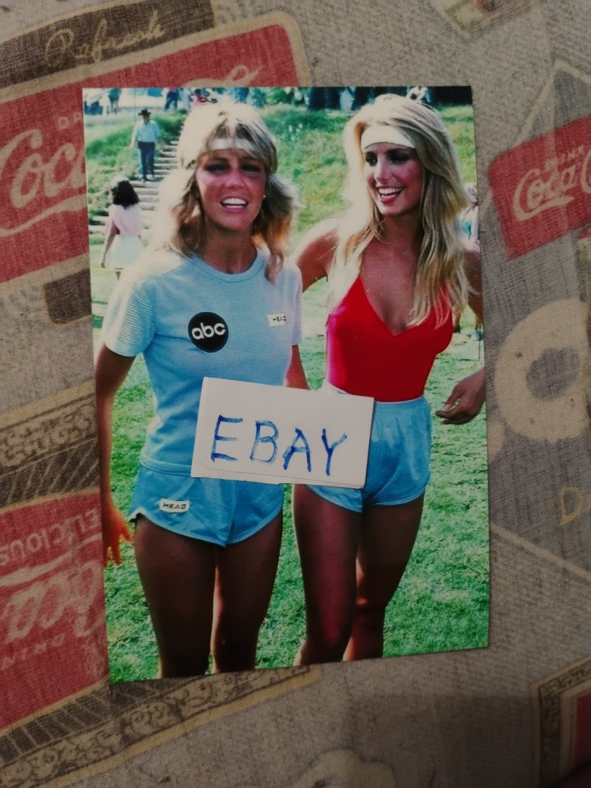 HEATHER LOCKLEAR & HEATHER THOMAS, BATTLE OF THE NETWORK STARS GLOSSY ...