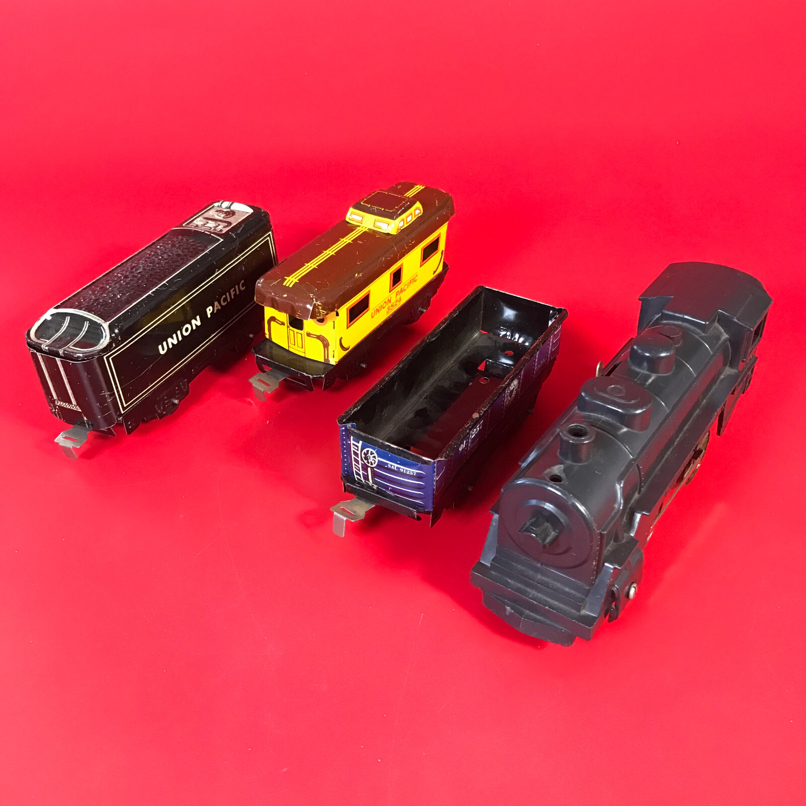 Marx Steam 198 Locomotive and 3 cars - 91257 Seaboard, Union Pacific ...