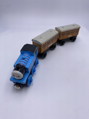 F854 Thomas & Friends Wooden Train Tank ANNIE & CLARABEL | eBay