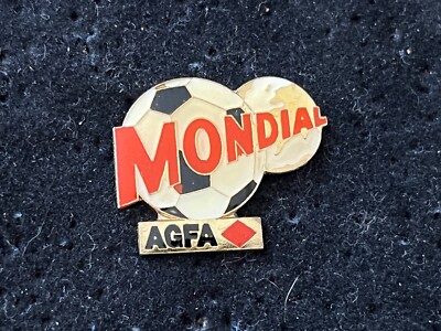 g PINS PIN ENAMEL FOOTBALL SOCCER FOOT PHOTO AGFA | eBay