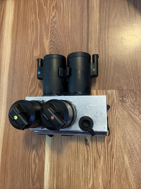 MERCEDES SL R230 CL W215 ABC Hydraulic Suspension Valve Block ...