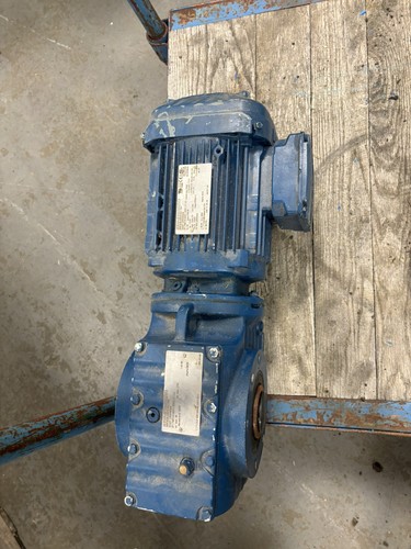 NEW SEW EURODRIVE SA67 DRN90S4 GEARMOTOR 46.40 230/460V SA67DRN90S4 | eBay