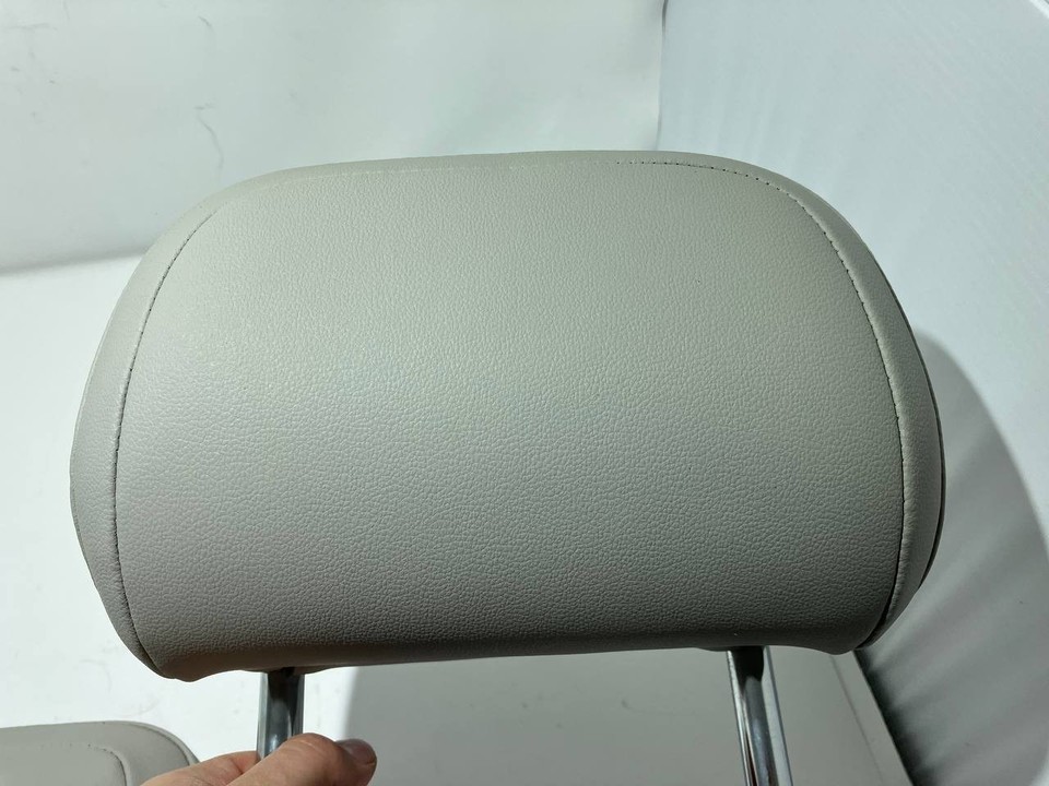2018-2023 VOLKSWAGEN TIGUAN 2RD ROW REAR SEAT HEADREST SET OF 3 OEM ...