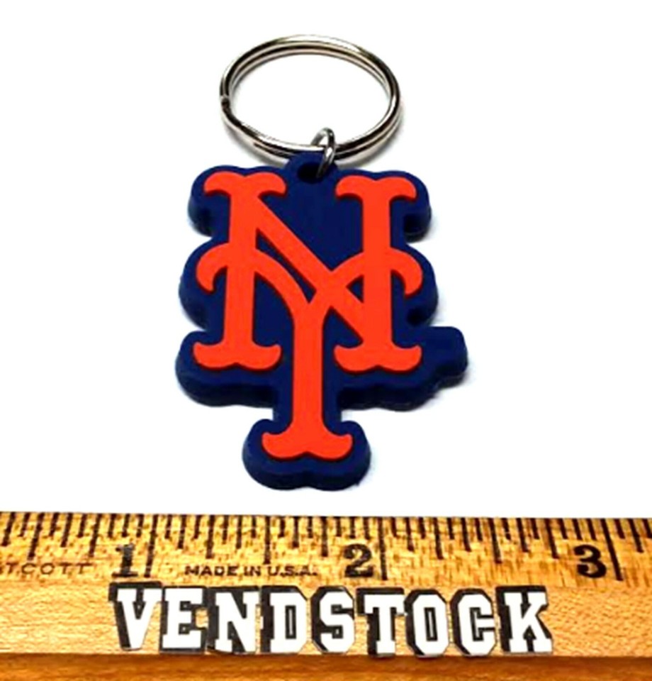 NEW YORK METS KEYCHAIN LOGO SOFT PLASTIC NEW LICENSED MLB CHARM ...