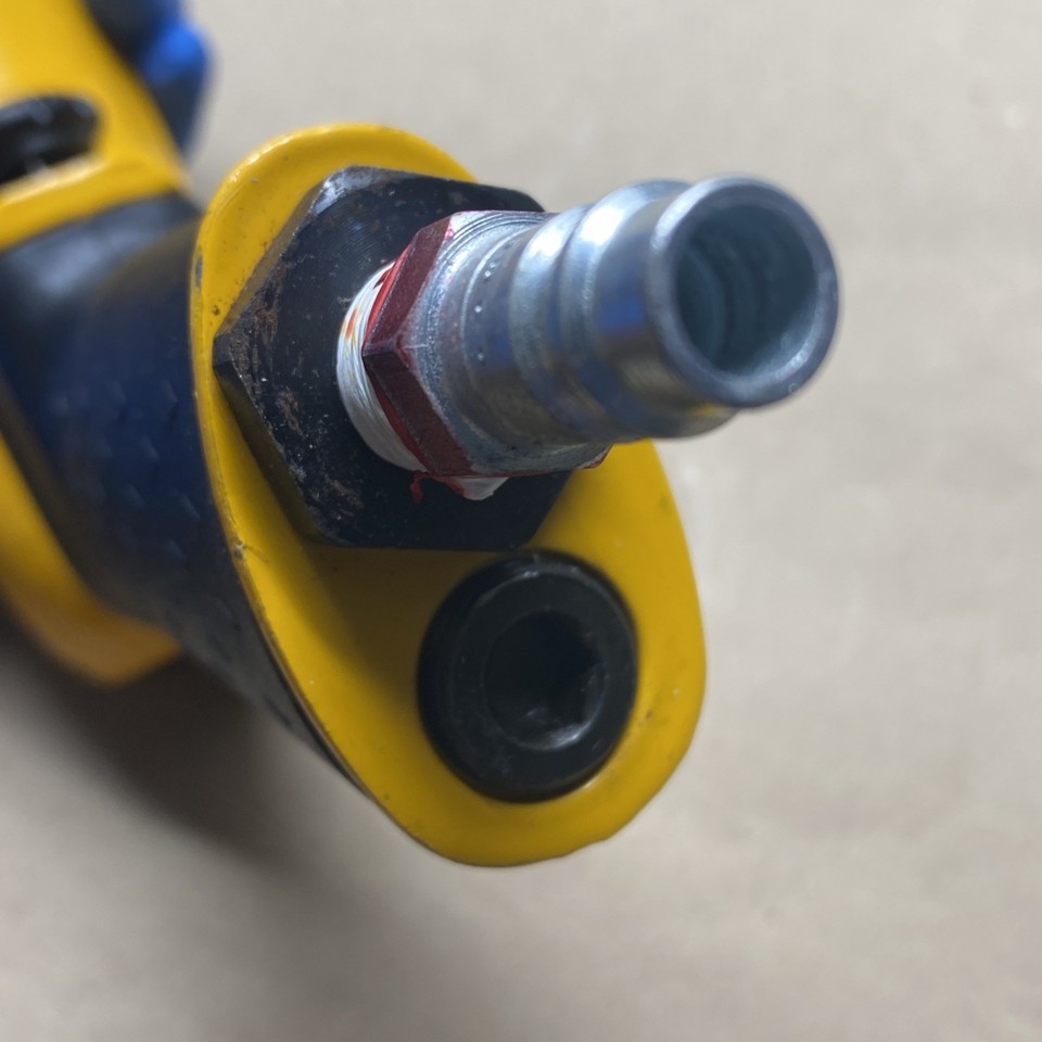 Atlas Copco RRH 06P-TS Pneumatic Recoilless 3X Rivet Gun Aircraft Tool ...