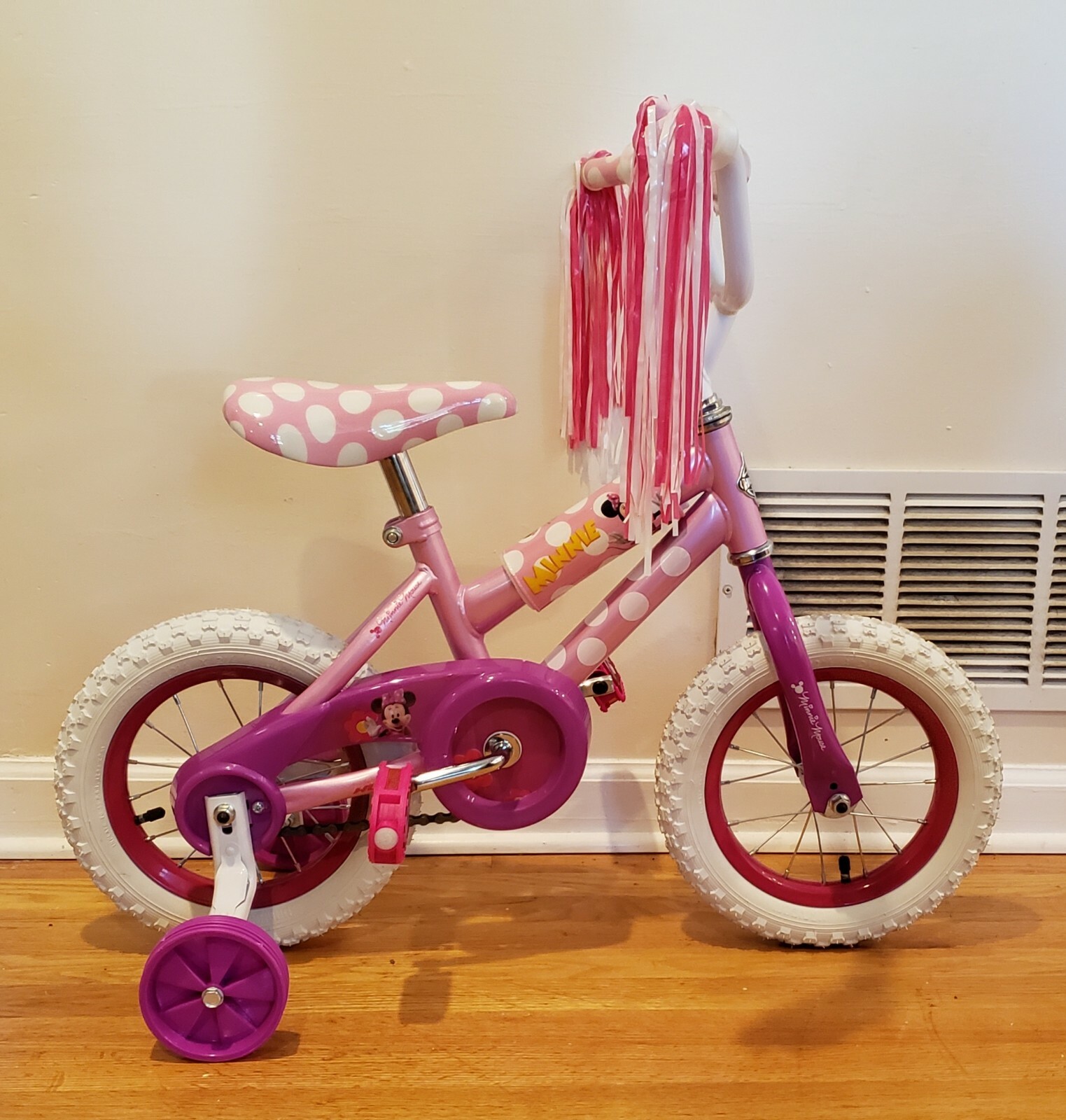 Huffy Disney Minnie Mouse Kids Bicycle with Bag 12 inch Bike for Girls ...