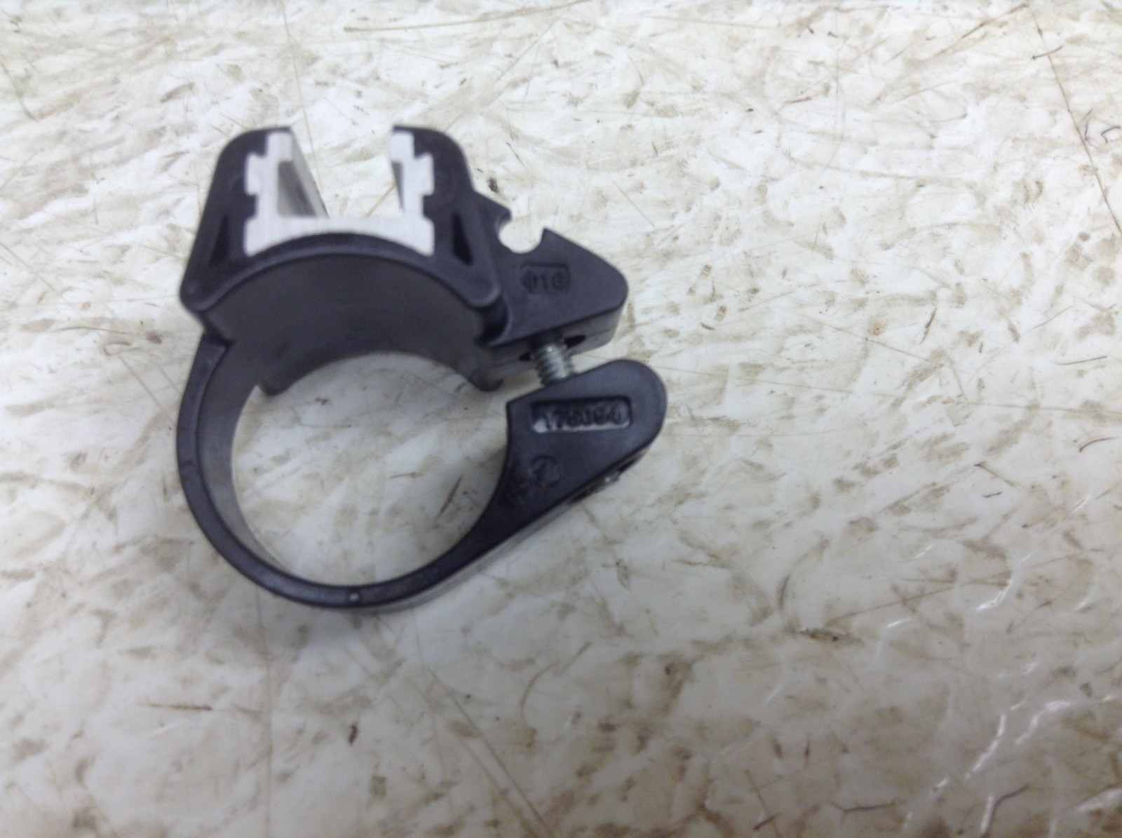 Festo 175094 SMBR-8-16 Sensor Bracket Lot of 2 | eBay