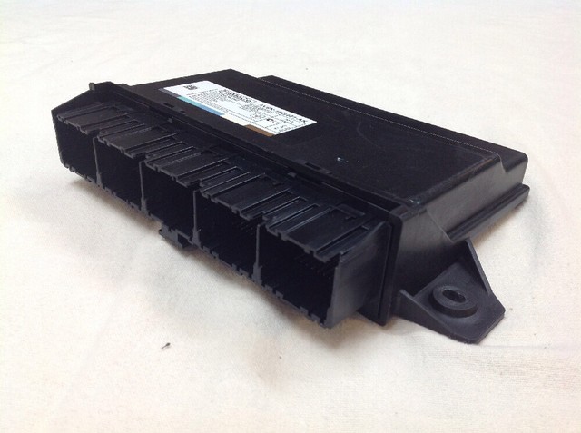 2013 - 2015 Ford Focus Body Control Module BCM BCU Unit P Av6n-19g481 ...
