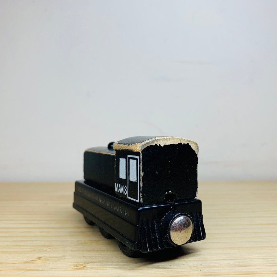 Mavis - Thomas the Tank Engine & Friends Wooden Railway Magnet Trains ...