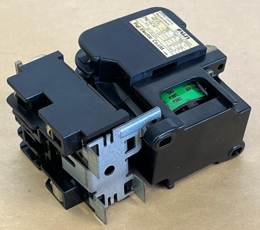 FUJI MAGNETIC CONTACTOR SRCA3631-05(4A1B) COIL 100/110V, W/ RELAY TR-0 ...