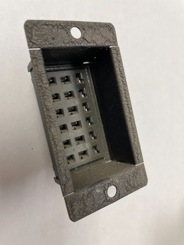 Cinch Jones Socket Female S-318-DB Angle Ear Bracket S-318-CCT 18 Pin ...