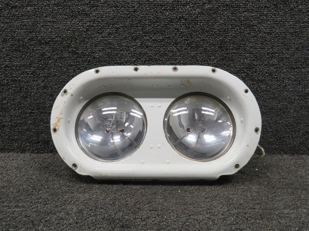 Cessna 172 Landing Light Bulb