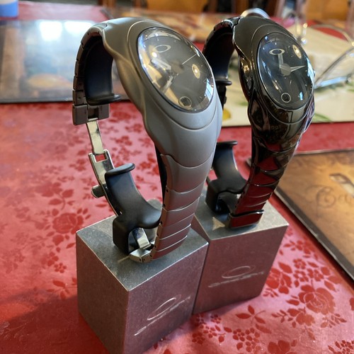 RARE! Black & Xmetal Oakley Timebomb watch bundle | eBay